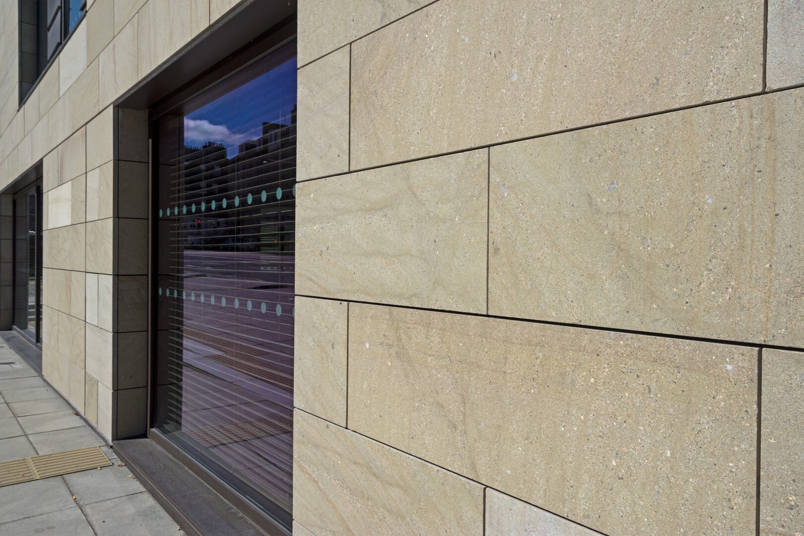 Premier Inn, York Place, Edinburgh | Generix Stone… | Taylor Maxwell